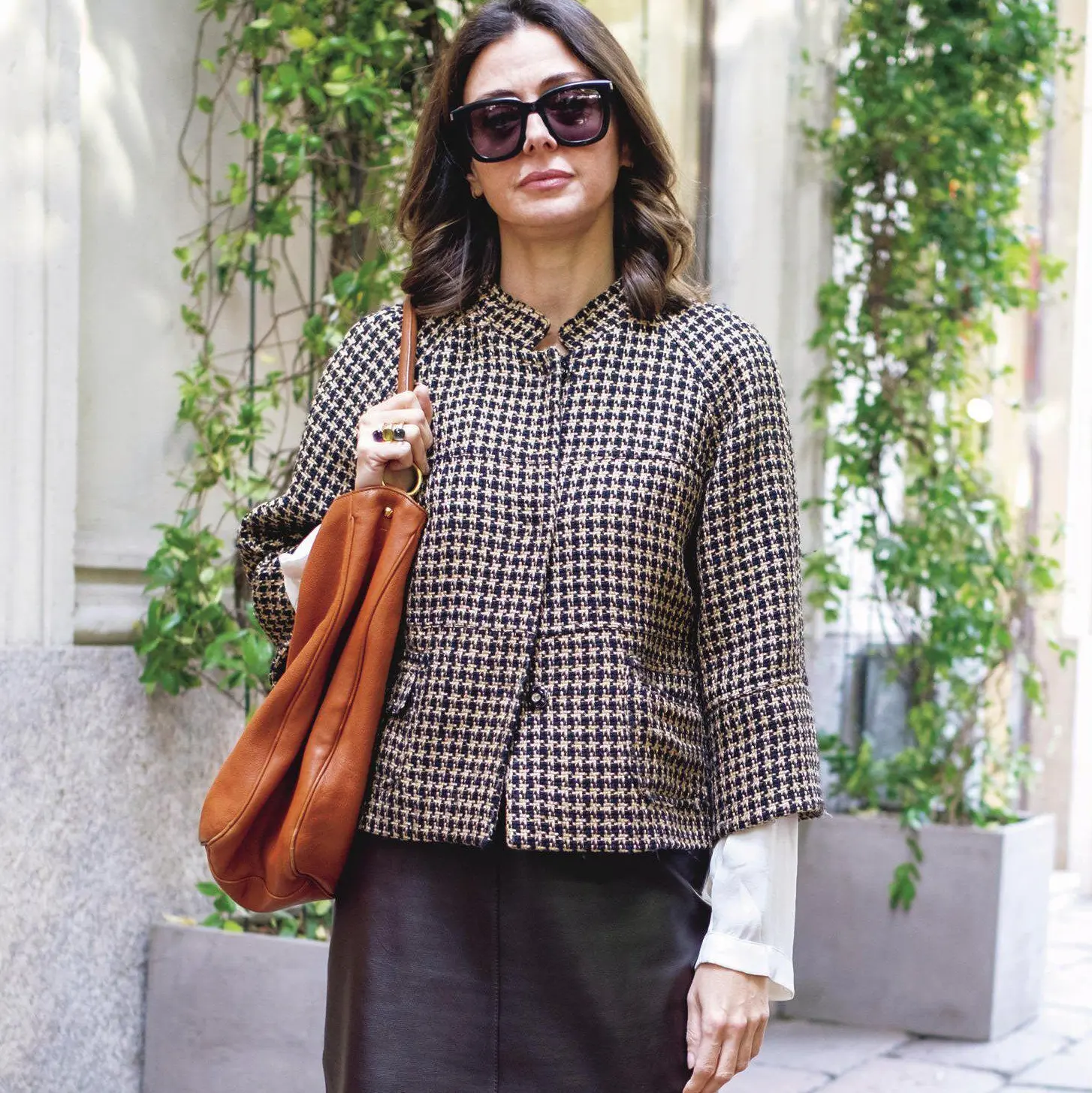 ミラノ「モンテナポレオーネ地区」でキャッチ！ イタリアマダムのリアルなお出かけスタイル【海外ファッションSNAP】 | Web eclat | 50代女性のためのファッション、ビューティ ...